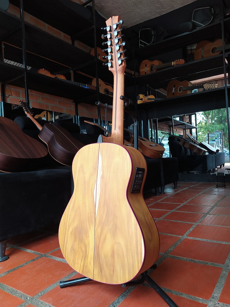 Tiple cedro pino y hobo - Gama alta